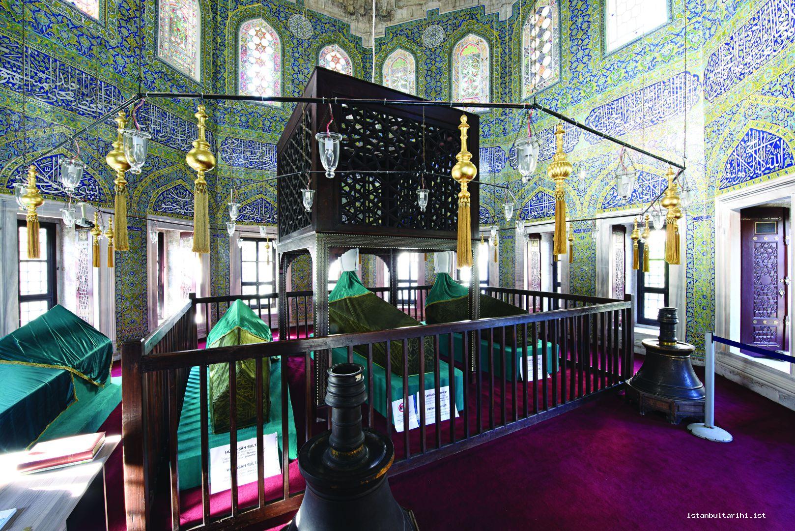 13- Şehzade Mehmet Türbesi